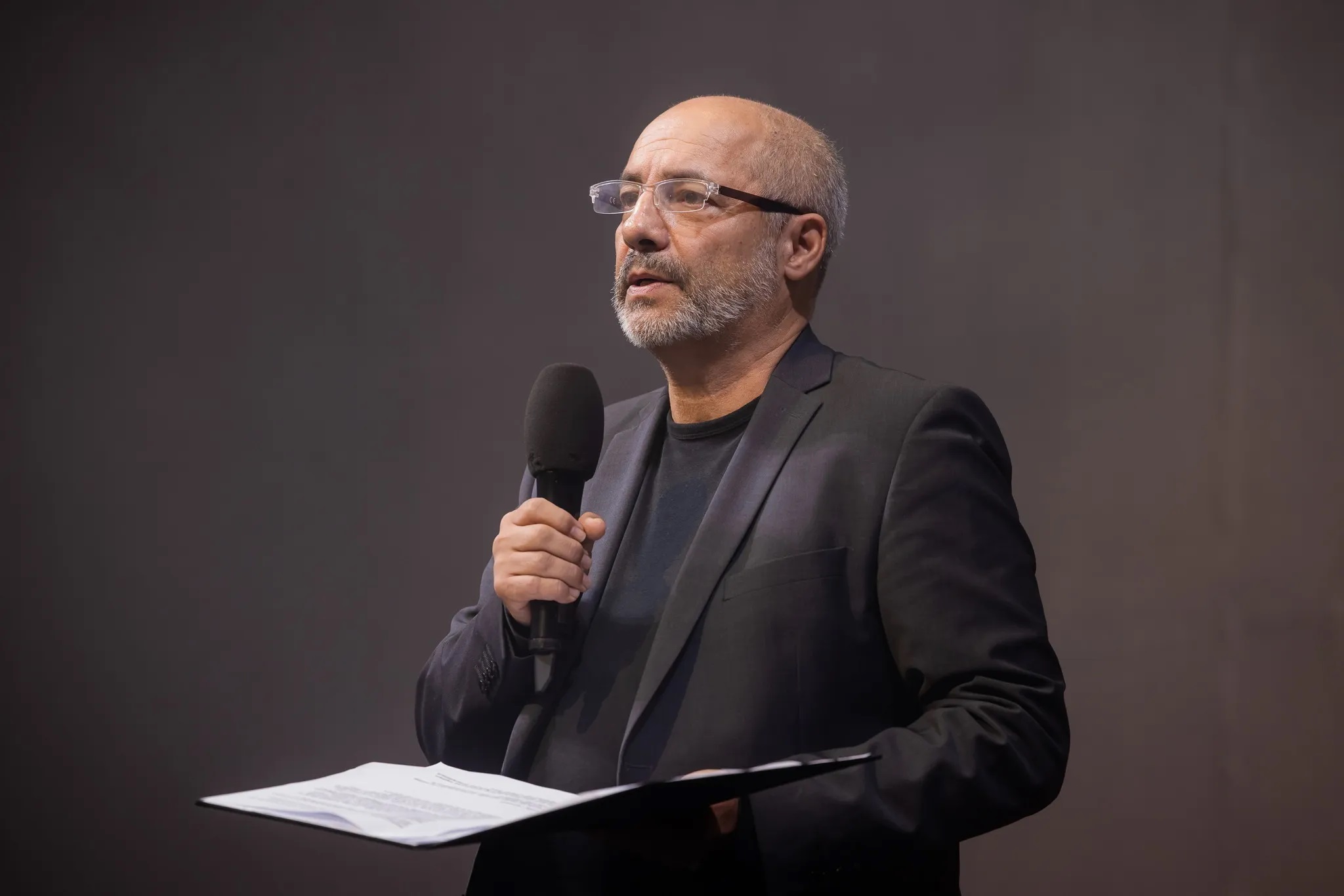 Száz milliókkal nő a Vígszínház rezsije – Rudolf Péter szerint ...